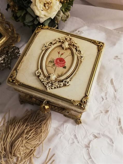 Шкатулочка для украшений в интернет магазине на Ярмарке Мастеров Шкатулки Зеленоград