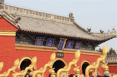 疯狂淮阳太昊伏羲陵现多人爬窗插队抢票这个庙会真火爆 每日头条