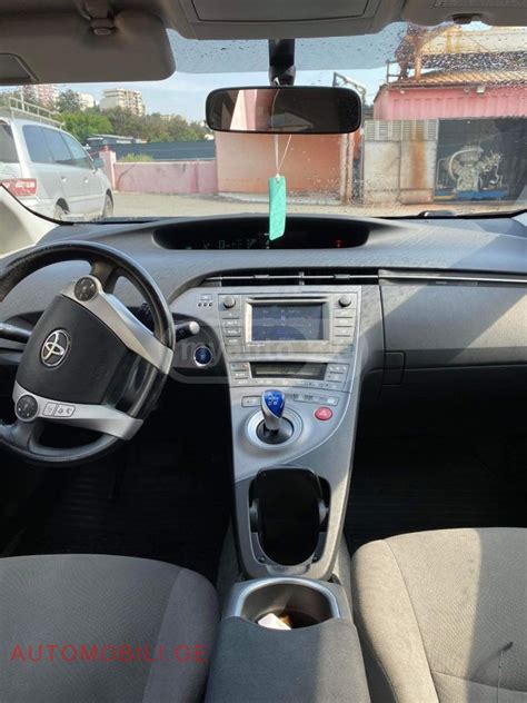 Toyota Prius 2014 ჰიბრიდი