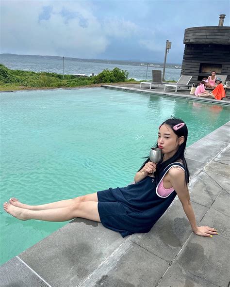 이주연 핑크색 수영복 입고 제주도 여행미모 여전하네 나무뉴스