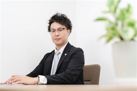 裁判官データベース提供中 弁護士のコメントが読める・書ける【95以上の裁判官をカバー 弁護士ドットコム】 法律事務所のマーケティング戦略