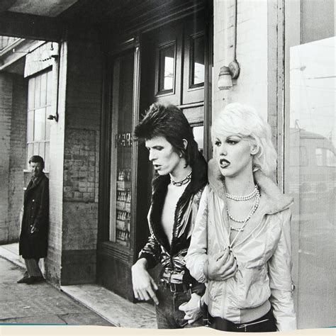 David Bowie And Cyrinda Foxe David Bowie Bowie Rock And Roll