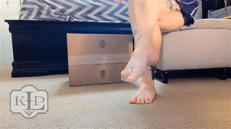 How Do I End Up Naked While Crushing A Box LadyKassandra Clips Sale