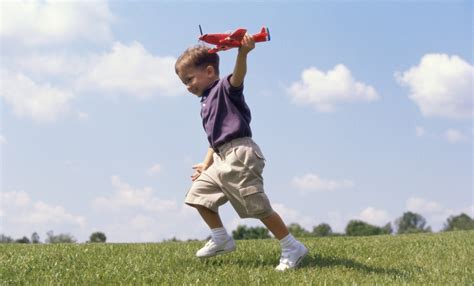 C Mo Tratar A Un Hijo Travieso Estilo De Vida Madres Univision