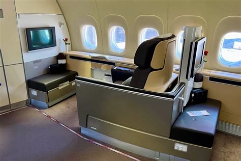 Review Lufthansa First Class On The Boeing 747 8 From Frankfurt To Newark The Points Guy
