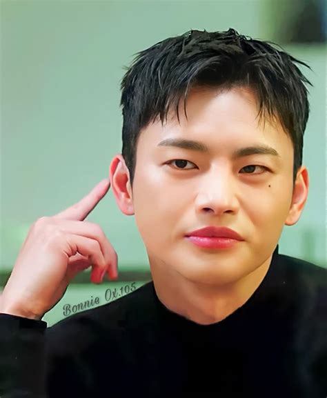 Mens에 있는 세나 디자이너님의 핀 2023 남자 짧은 머리 남성 짧은 머리 짧은 머리 스타일 남자