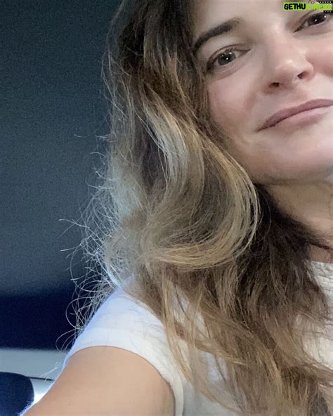 Actress Betsy Brandt Hd Instagram Photos And Wallpapers September Gethu Cinema