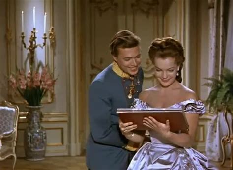 Сиси Младата императрица Игрален филм Трилогия 1956 Бг Аудио Vbox7