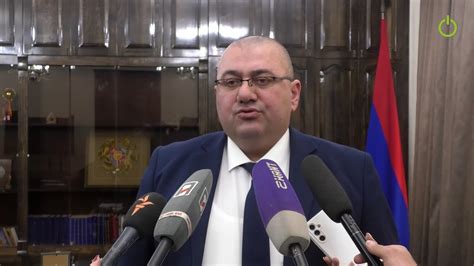 Չի կարող աշխատել աշխատանքից ազատման դիմում է գրել մարզպետը` Գետքի