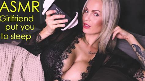 Asmr 可爱的女朋友把你放到床上 平静的英语 耳语 享受