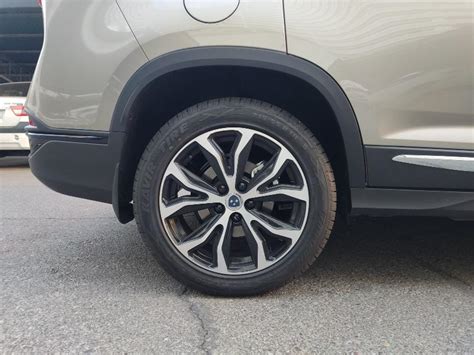 خرید و فروش فردا موتورز T5 اتوماتیک مدل 1403 نقد و اقساط همراه مکانیک