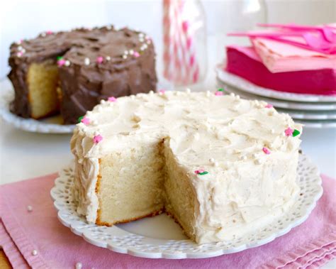 Mini Small Batch Vanilla Cake With Vanilla Buttercream Frosting Cake Frosting Recipe Vanilla