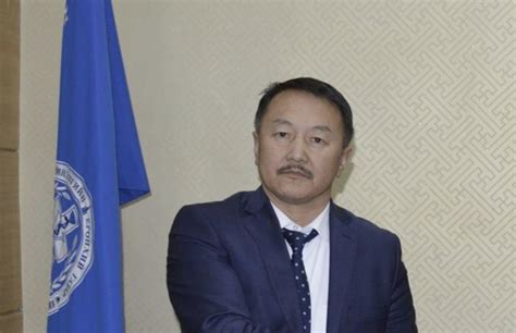 Мал эмнэлгийн дарга асан Д Түмэндэмбэрэлийг мөнгө угаасан хэргээр ШҮҮНЭ