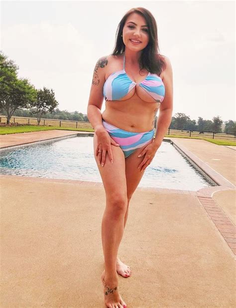 Loving This Weather Finally Get To Try On More Bikinis Rbikinimilfs