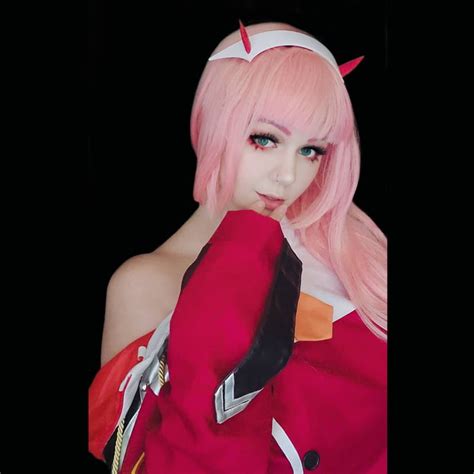 Zero Two Tease Cosplay 9gag