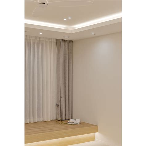 디큐디자인스튜디오 아파트인테리어 강남인테리어 마포인테리어 아파트 평상있는거실🌱 매입등은 주백색으로 천정과 평상하단 간접조명은 전구색으로 계획해서 좀 더 아늑한