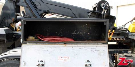 2021 Holmes Dtu 17 5 Ton Tow Unit 2014 Kenworth W900 W 60sleeper 22786 Zips