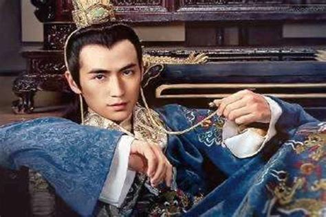 明朝的皇帝个个都是奇葩一个比一个荒唐尤其是这个皇帝 凤凰网视频 凤凰网