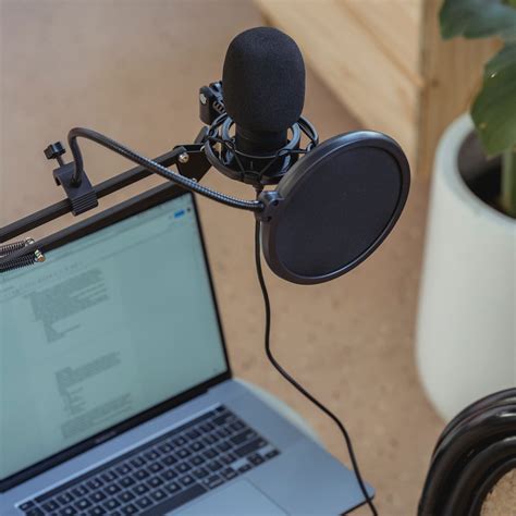 How To Connect An XLR Microphone Without An Audio Interface