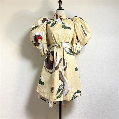 반팔왕벌룬퍼프언발란스셔츠백리스원피스52 헬로마켓