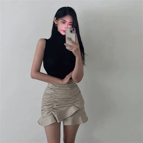 레더 셔링 머메이드 미니 스커트 가죽 치마 언발 플레어 허리쏙 왕골반 슬림핏 데이트룩 주름치마 Sk 3color 에이블리