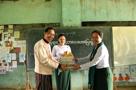 မြစ်ကြီးနားမြို့နယ်၊ နန်းကွေ့အုပ်စု၊ နမ့်ခမ်းကျေးရွာရှိ အခြေခံပညာအလယ်တန်း ခလရ ၂၆၀ တပ်တွင်းက