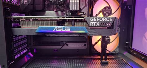 Asus Shows Off Concept Geforce Rtx 40 Graphics Card Without Power Connectors Uses Proprietary Slot