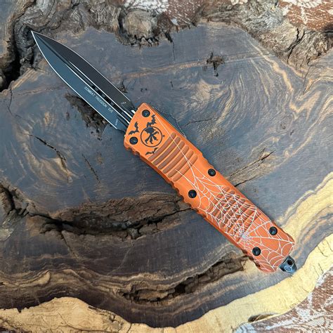 Microtech Combat Troodon D E Fluted Halloween Web Orange Standard Signature Series 142 1hwws