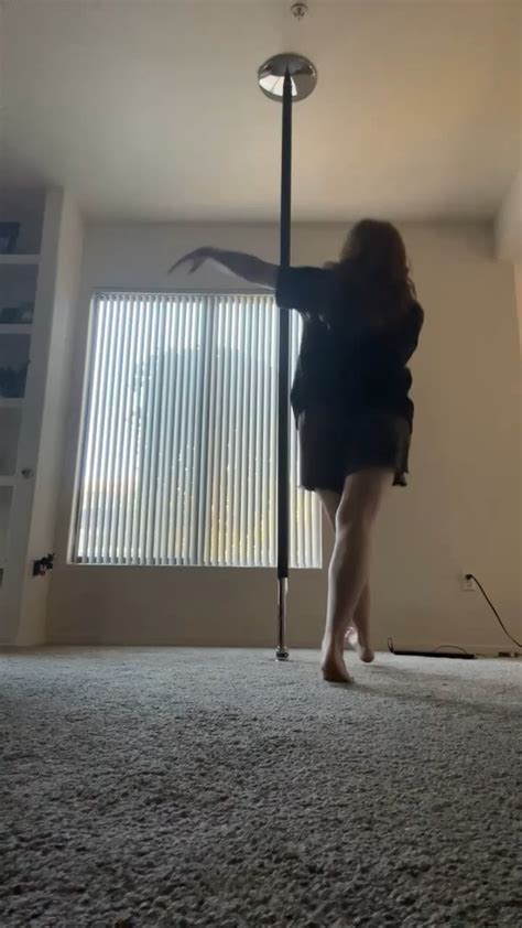 Im Supposed To Be Doing Homework 🤷‍♀️💃💃 Rpoledancing