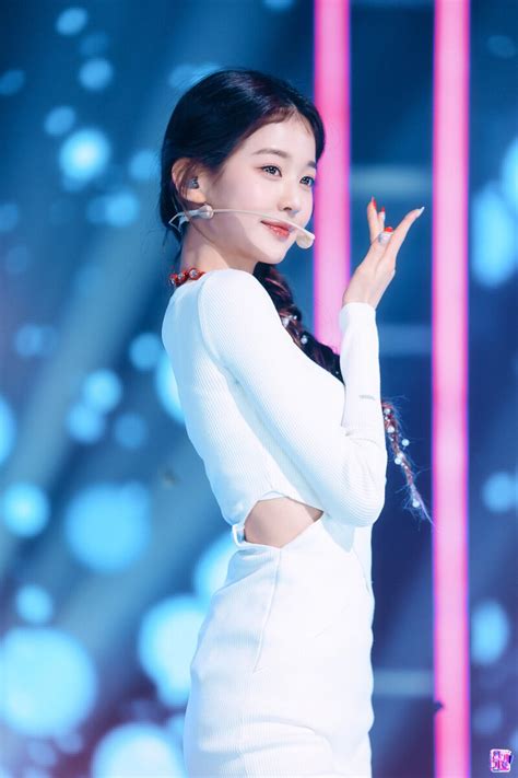 10 Times Ives Jang Wonyoung Looked Angelic While Dressed In White
