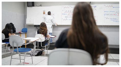 Universidade Terá Que Indenizar Aluna Por Não Eliminar Matérias