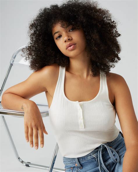 Vacationer Ribbed Tank Top White Levis® Sm