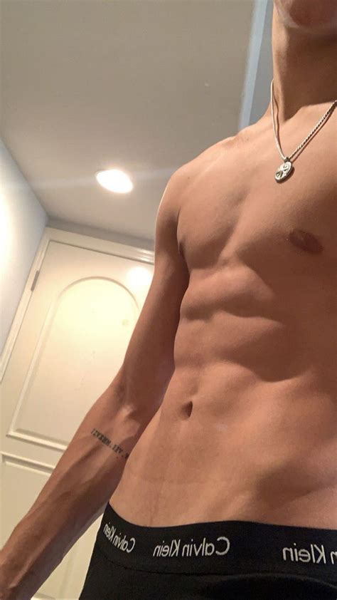 Ryan Manick Photo 21