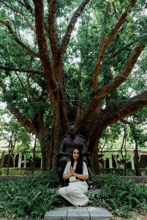 รีวิว เที่ยววัด ชมประวัติศาสตร์ที่ วัดเขาวง ถ้ำนารายณ์ สระบุรี เปิดประสบการณ์ Review