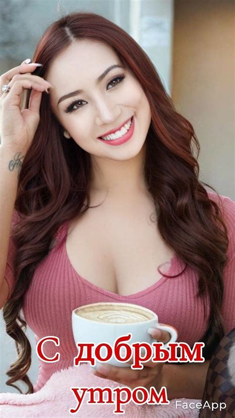 ปักพินโดย Varuna Prashantha Guruge ใน Waruni นางแบบ