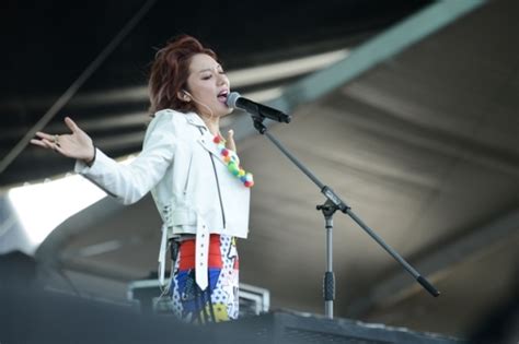 ‘안산m밸리록페스티벌 디어클라우드 여성 보컬리스트 나인의 ‘독보적 퍼포먼스 Fn스타