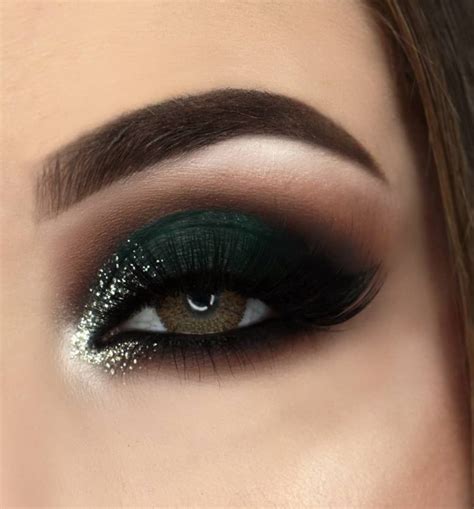 60 Hottest Smokey Eye Makeup Looks In 2021