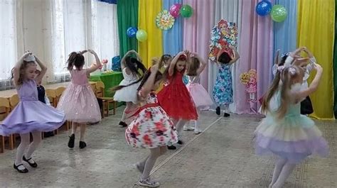 Танец Маленькие модницы Смотреть онлайн в поиске Яндекса по Видео