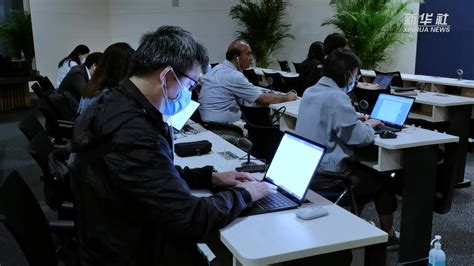 外交部发言人：高质量共建“一带一路”将给各国共同繁荣带来更多机遇 凤凰网视频 凤凰网