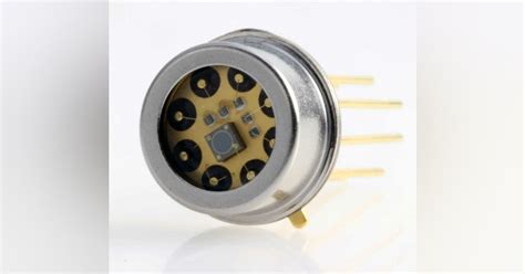 Multiple Swir Wavelength Emitter Detector Has Use In Ir Spectroscopy