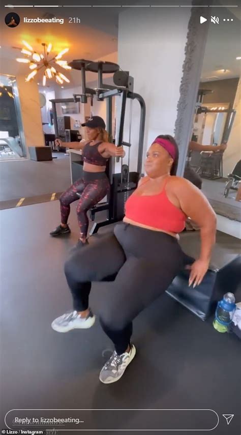 Lizzo Shows Off Her Famous Curves In Skimpy Sports Bra And Exercise Leggings Daily Mail Online