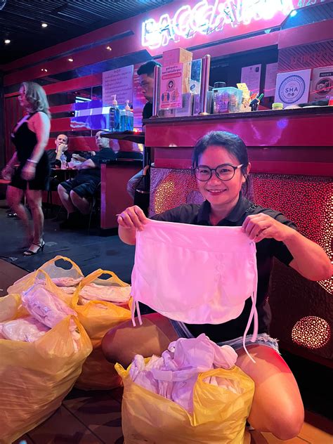 ร้านถูกใจสาว ขอบพระคุณลูกค้า