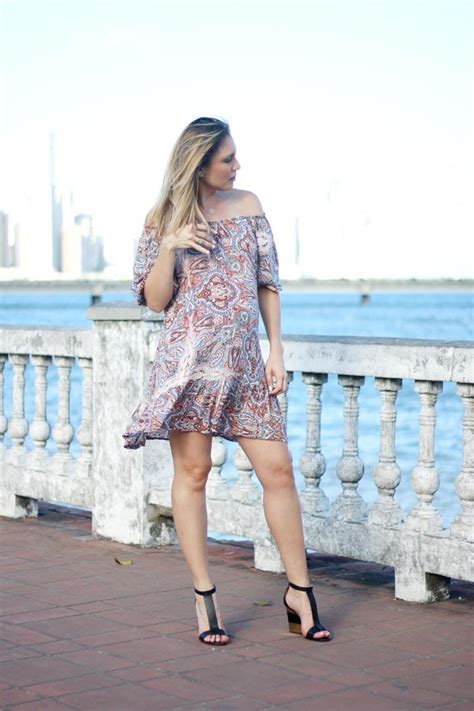 Stefanie De Roux R Famouslatinas