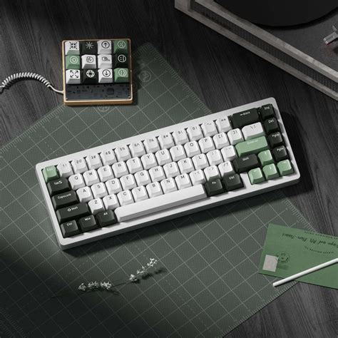 What Is A 65 Keyboard Layout