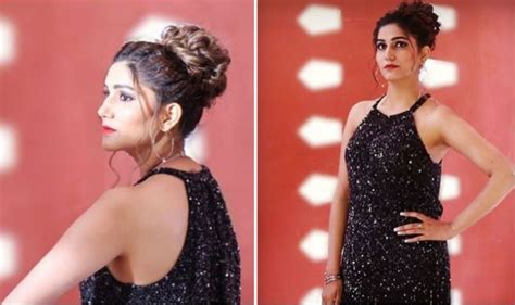 Haryanvi Sexy Dancer Sapna Choudhary Looks Sizzling Hot In Shimmery
