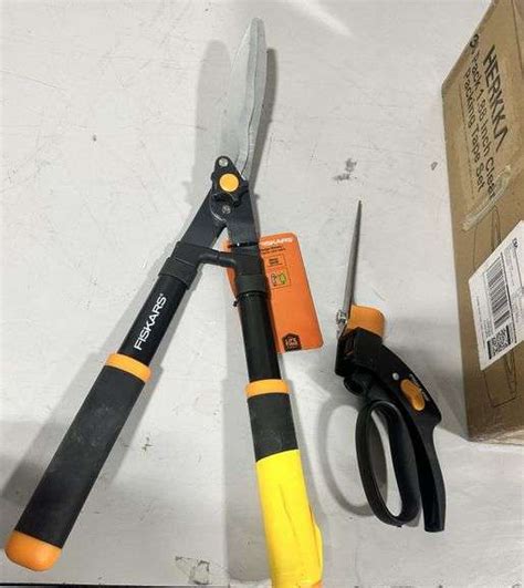 Fiskars Hedge Shears And Scissors See Description Lambrecht Auction Inc