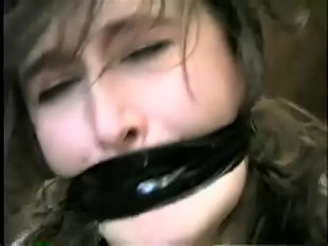 Mujer Atada Y Amordazada Con Cinta Xvideos Com