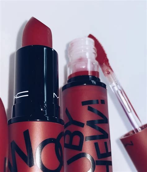 Ruby Woo Y Ruby Phew Rojos Icónicos De Mac Get Glam