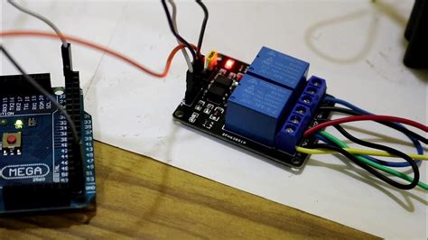 Controlling Dc Motor Using Ir Sensor With Arduino Youtube