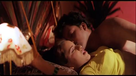 Mallu Reshma Romance Infront Of Husband